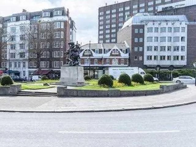 Coach House, 150 Park Road, London, NW8 7EA, United Kingdom | 1 bed house for rent #118067512 | Rentberry