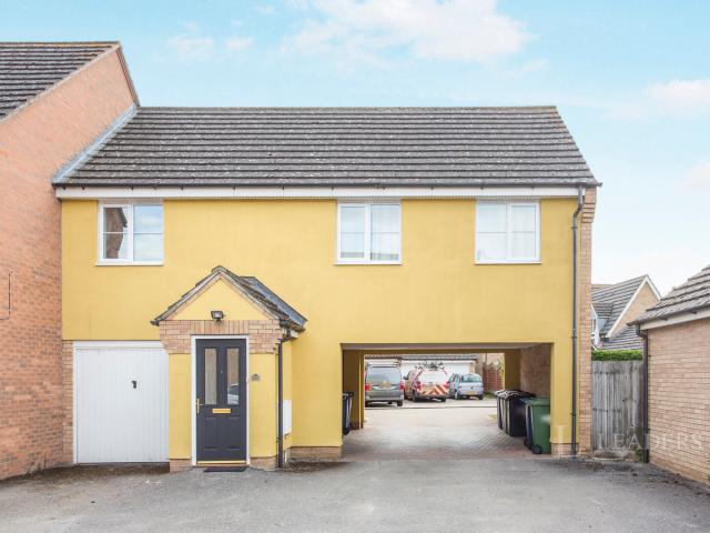 Coach House to rent in Stevensons Road, Longstanton, Cambridge, CB24 | Leaders