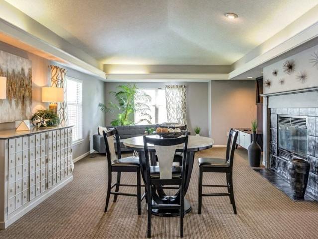 Coach House Apartments 2 Bedroom Apartment for Rent at 655 E Minor Dr, Kansas City, MO 64131 Red Ridge South