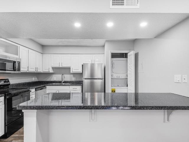 Coachman Club 2 Bedroom Apartment for Rent at 730 N Old Coachman Rd, Clearwater, FL 33765