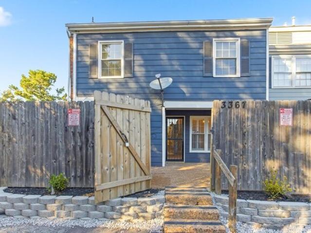 Coachouse Cv Unit,bartlett, Condo For Sale