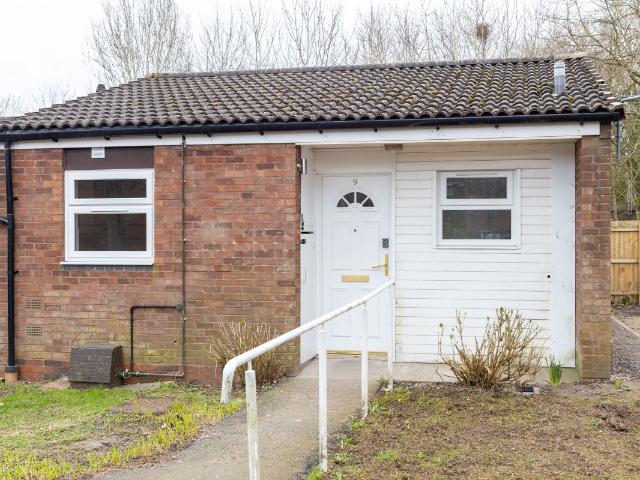 Coachwell Close, Telford TF3, 1 bed detached bungalow to rent, £915 pcm | PrimeLocation