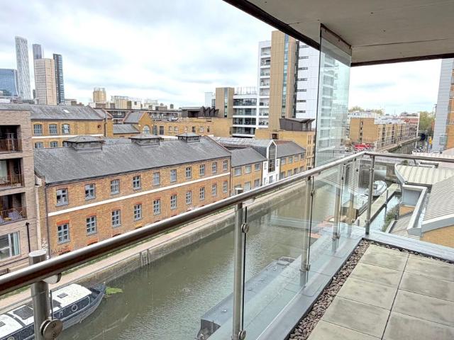 Coalmakers Wharf, London E14, 2 bed flat to rent, £2,400 pcm | PrimeLocation