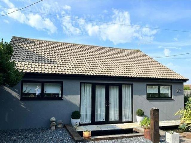 Coast Drive, Greatstone, 3 Bedroom Bungalow