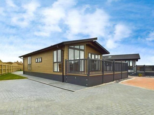 Coast Road, Sandy Beach Holiday Park, 2 Bedroom Park