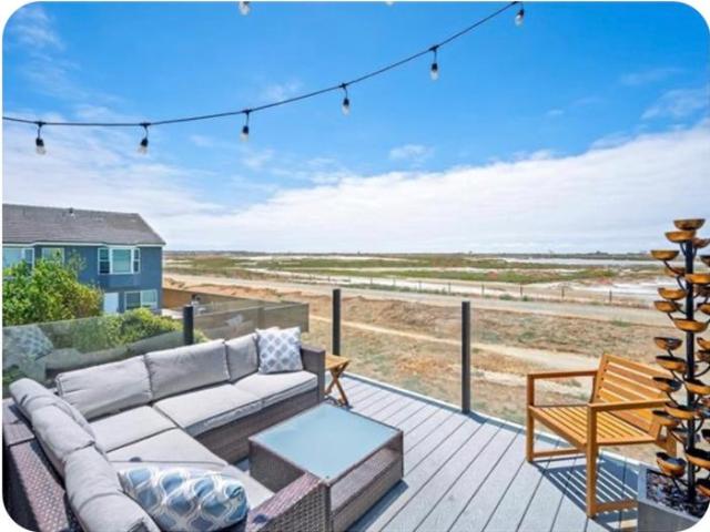 Coastal Huntington Beach Home