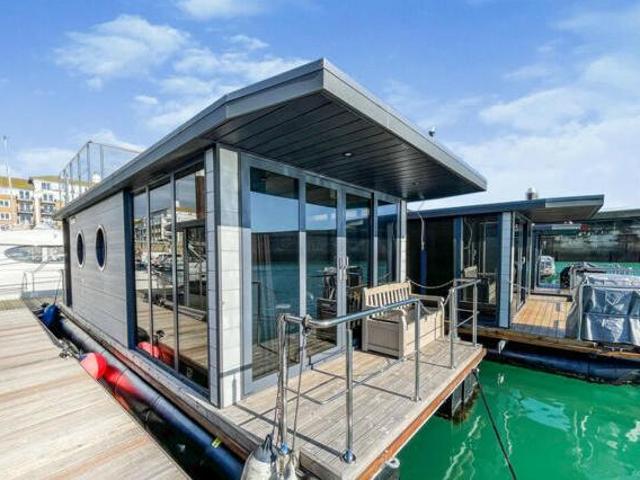 Coburg Wharf, Liverpool, 1 Bedroom Apartment