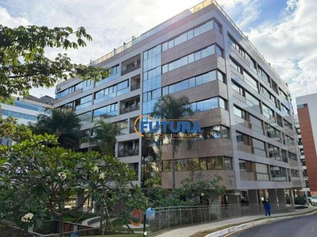 Cob. Com 380M2, Reformada na SQNW 107, Ed. V&amp C 36 Noroeste