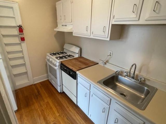 COBB LANE CORNERS 1 Bedroom Apartment for Rent at 1301 19th St S, Birmingham, AL 35205 Five Points South