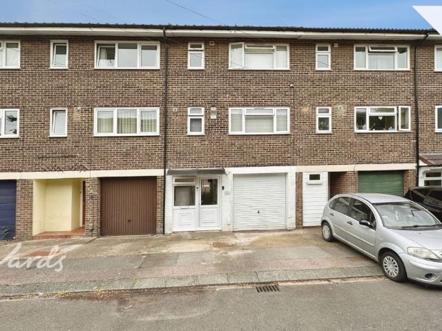 Cobbett Close, East Malling, West Malling ME19, 4 bed town house to rent, £1,850 pcm | PrimeLocation