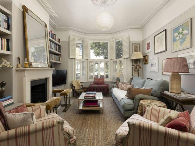 Cobbold Road W12 4 bed terraced house to rent £5,200 pcm £1,200 pw