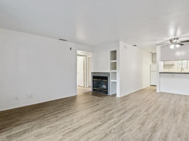 Cobble Creek 1 Bedroom Apartment for Rent at 4731 Whitney Ave, Carmichael, CA 95608