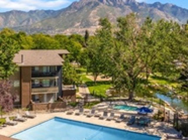 Cobble Creek Apartments