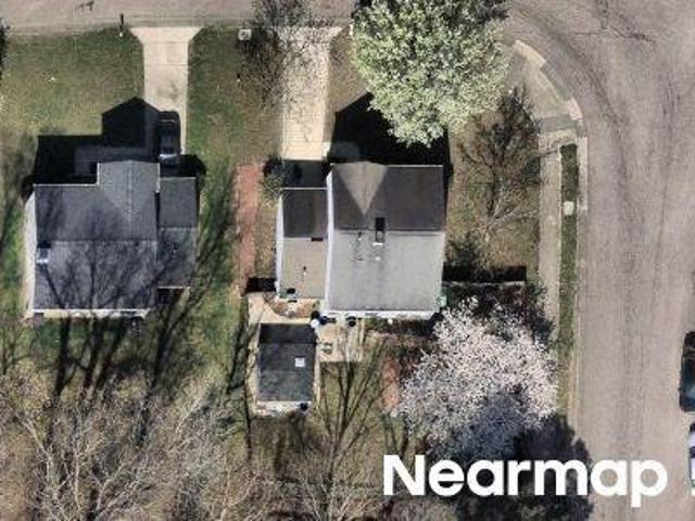 Cobble Creek Ln