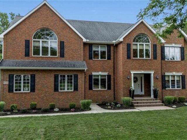 Cobblestone Dr, Clarence, Home For Sale