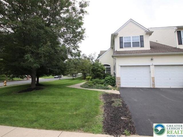 Cobblestone Dr, Easton, Home For Sale