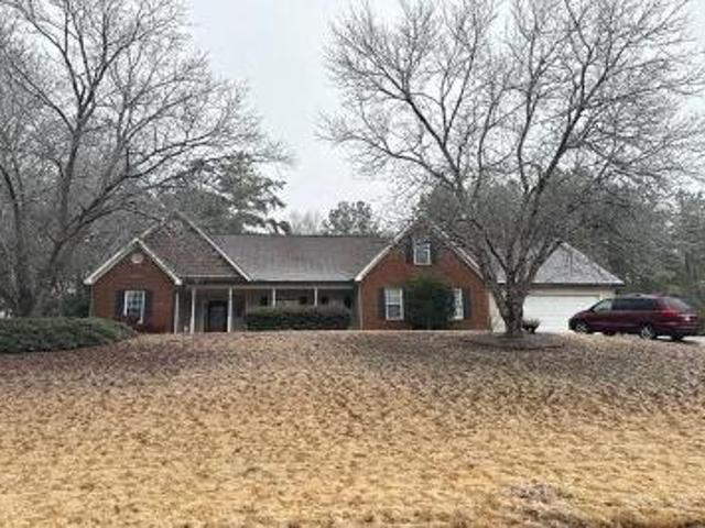 Cobblestone Ln