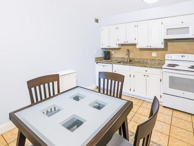 Cobblestone Ln Unit,worcester, Condo For Sale
