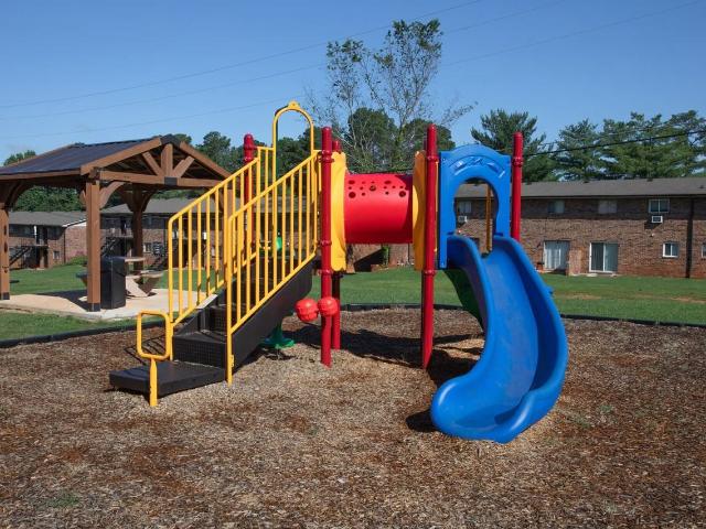 Cobbs Creek Apartments 2 Bedroom Apartment for Rent at 3961 Covington Hwy, Decatur, GA 30032