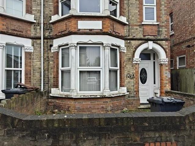 Cobden Avenue, Peterborough PE1, 3 bed flat to rent, £925 pcm | PrimeLocation