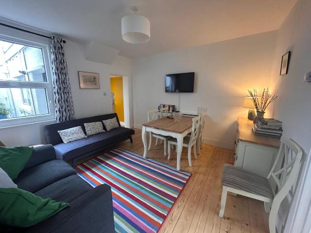 Cobden Road, Brighton BN2, 2 bed terraced house to rent, £1,650 pcm | PrimeLocation