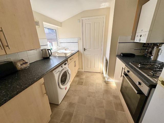 Cobden Road, Chesterfield S40, 1 bed flat to rent, £650 pcm | PrimeLocation