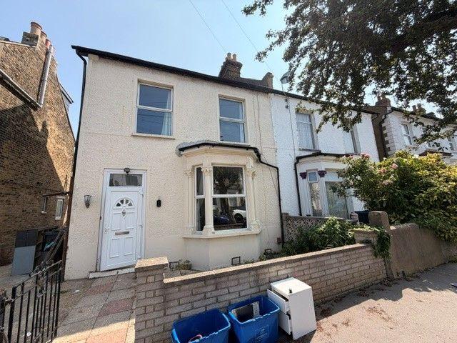 Cobden Road, London SE25, 3 bed end terrace house to rent, £2,000 pcm | PrimeLocation