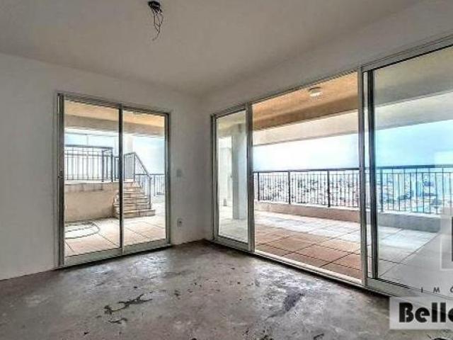 Cobertua penthouse com 4 dormitporios e 3 vagas, próximo ao metrô na Vila Prudente