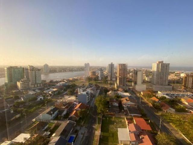 Cobertura 3 Dorm. Bairro Centro