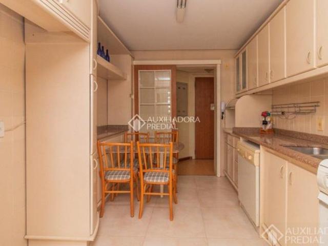 Cobertura 3 dorm, vaga, elevador, piscina, vista perene!