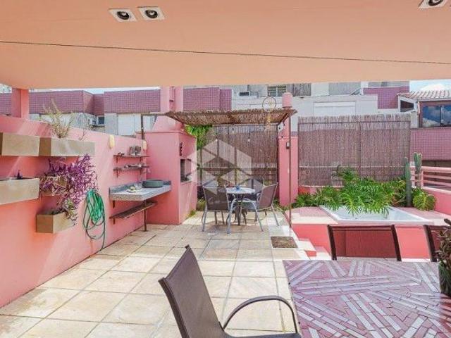 Cobertura 3 dormitórios 140m² 2 vagas no bairro Petrópolis