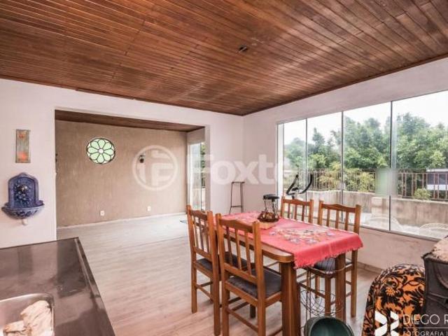 Cobertura, 3 dormitórios, 144.06 m², em Chácara das Pedras