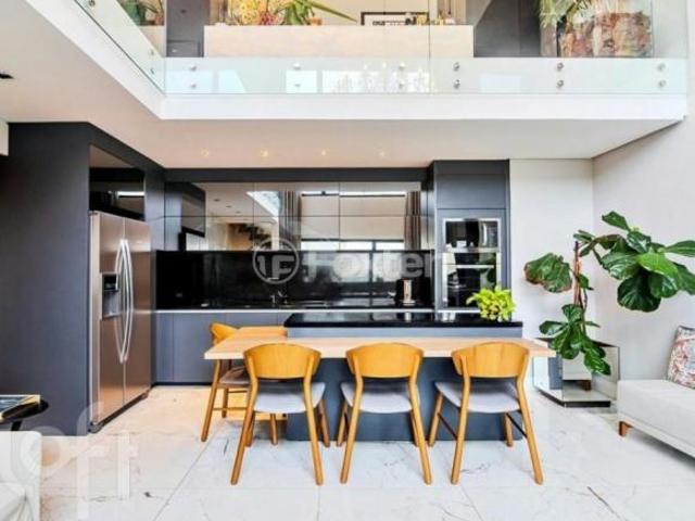 Cobertura, 3 dormitórios, 153.98 m², em São João