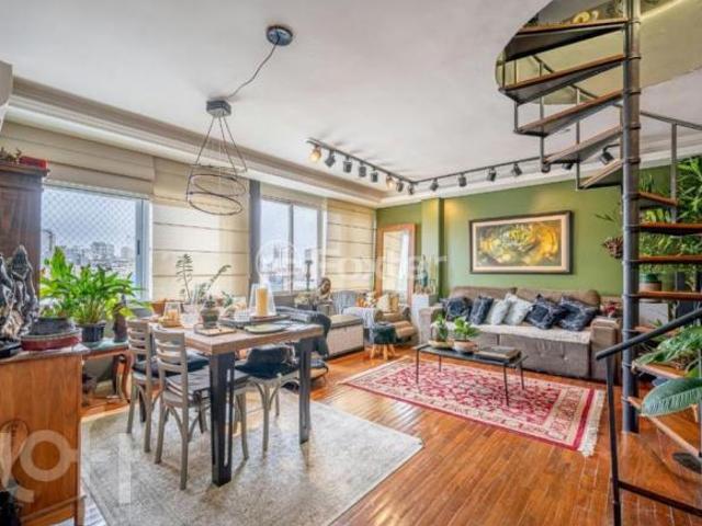 Cobertura, 3 dormitórios, 156.75 m², em Floresta