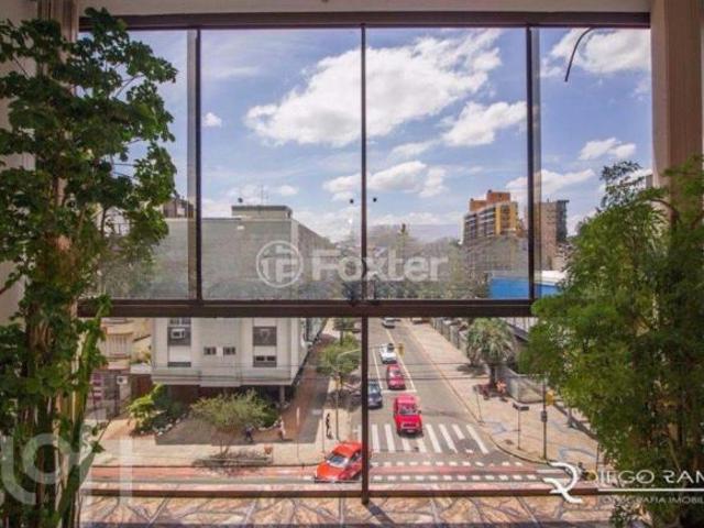 Apartamento, 3 dormitórios, 166.04 m², em Menino Deus