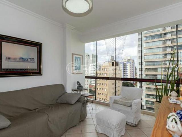 Cobertura, 3 dormitórios, 174 m², em Vila Olímpia