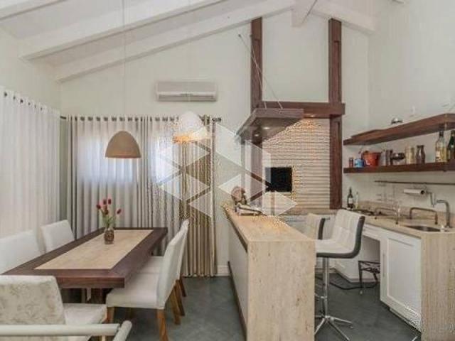 Cobertura 3 dormitórios, 1 suíte churrasqueira, terraço com piscina, 2 vagas