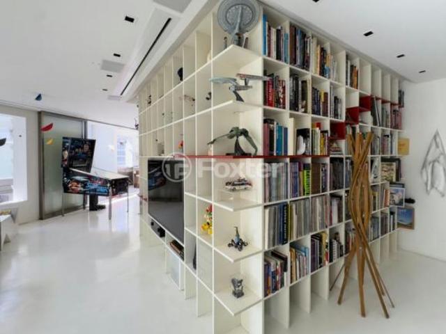 Cobertura, 3 dormitórios, 202 m², em Indianópolis