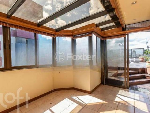 Cobertura, 3 dormitórios, 207.35 m², em Menino Deus