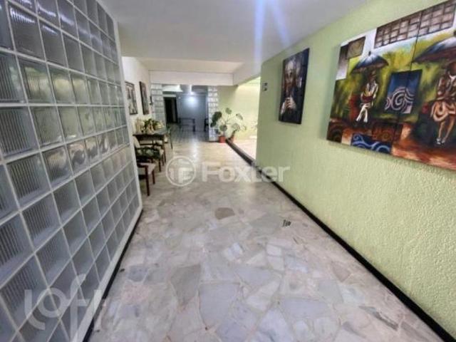 Cobertura, 3 dormitórios, 210.08 m², em Petrópolis