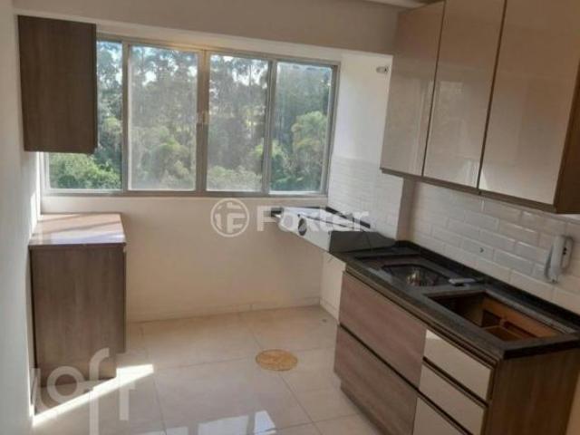 Cobertura, 3 dormitórios, 210 m², em Centro