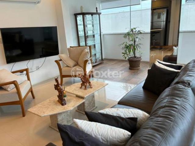 Cobertura, 3 dormitórios, 217 m², em Prainha Torres