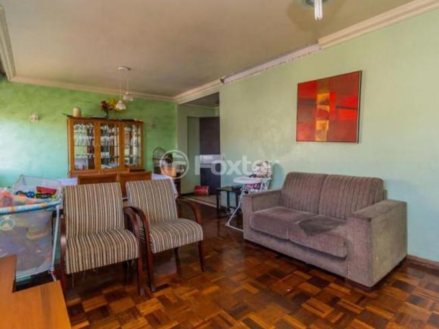 Cobertura, 3 dormitórios, 219.8 m², em Petrópolis