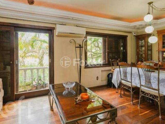 Cobertura, 3 dormitórios, 222 m², em Chácara das Pedras