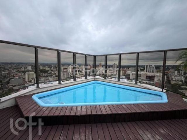 Cobertura, 3 dormitórios, 223.94 m², em Centro