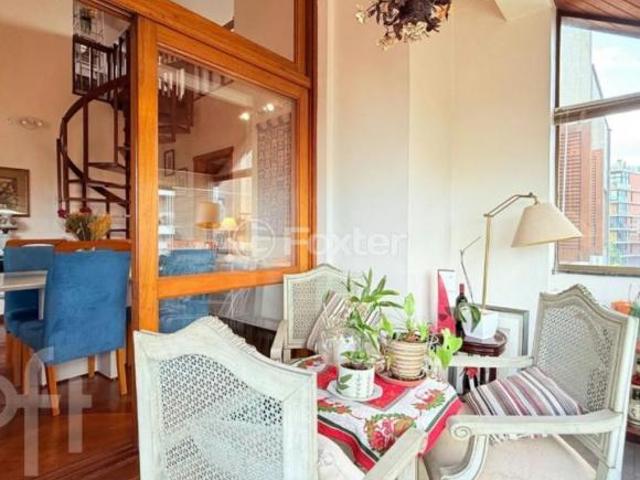 Cobertura, 3 dormitórios, 228 m², em Três Figueiras