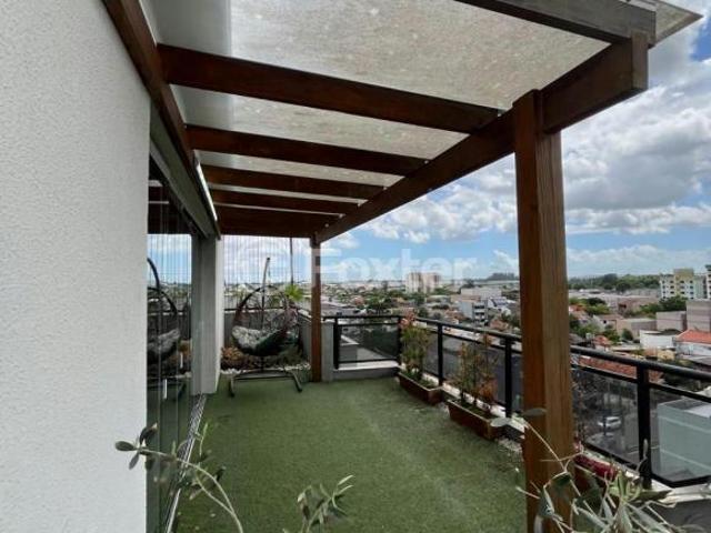 Cobertura, 3 dormitórios, 236.64 m², em Centro