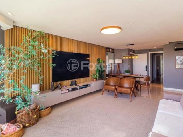 Cobertura, 3 dormitórios, 238.4 m², em Cristal