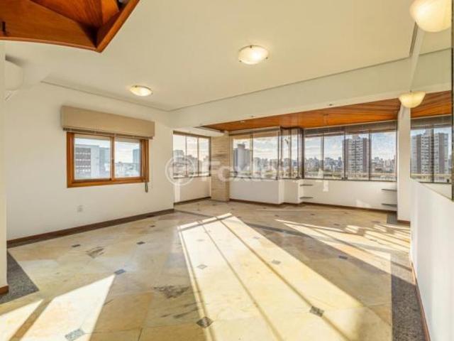 Cobertura, 3 dormitórios, 262.07 m², em Menino Deus