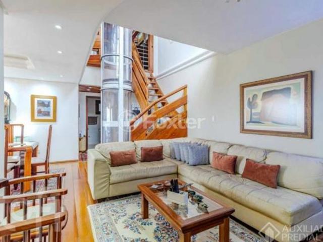 Cobertura, 3 dormitórios, 267.8 m², em Cristal